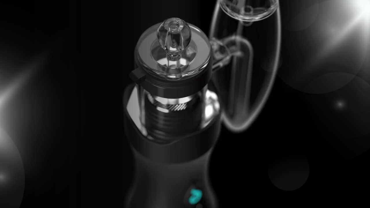 How To Use The Puffco Pivot: A Complete Guide + Tips & Tricks – Vaporoni UK